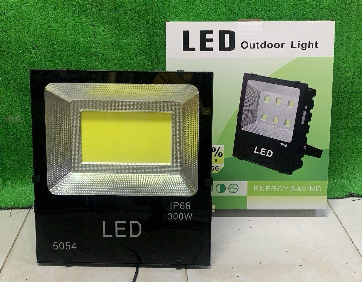 Đèn Pha Led 300W COB IP66 Ngoài Trời